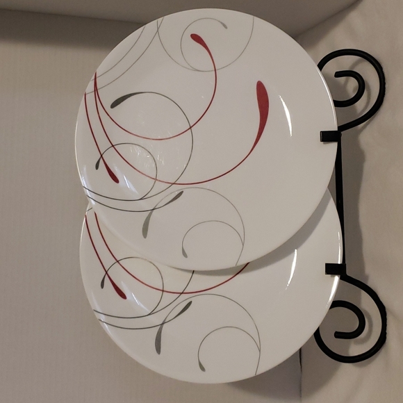 Corelle | Dining | Corelle Set Of 2 Round Dinner Plates In The ...
